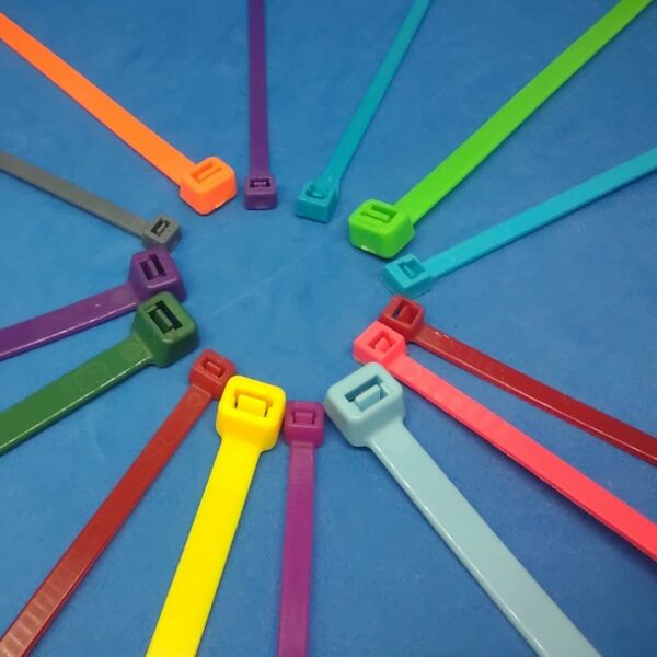 Cinchos Reusables - Releasable Cable Ties - Plastic Fasteners - Micro ...